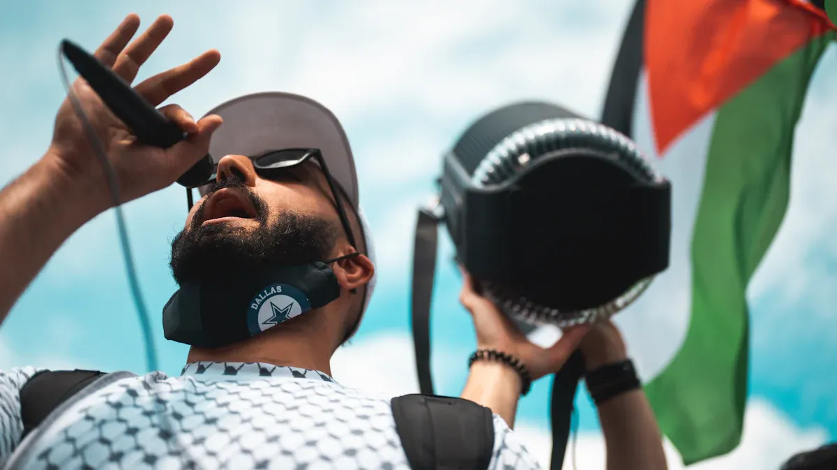 10 Conscious Rap Artists Who Changed the Game - Tem.Polor